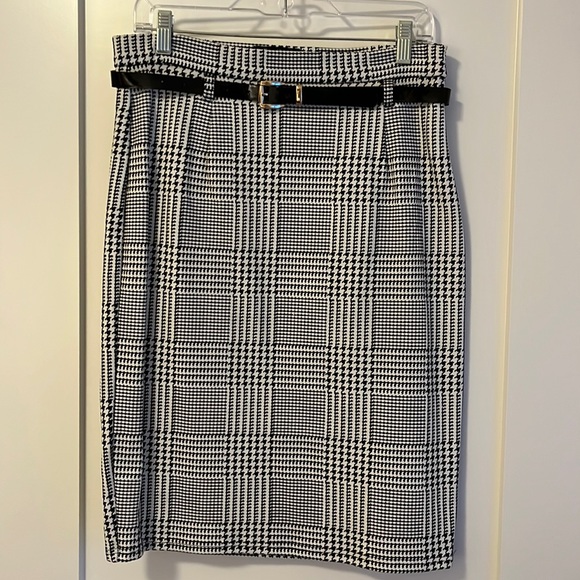 Papillon Blanc | Skirts | Houndstooth Print Pencil Skirt | Poshmark